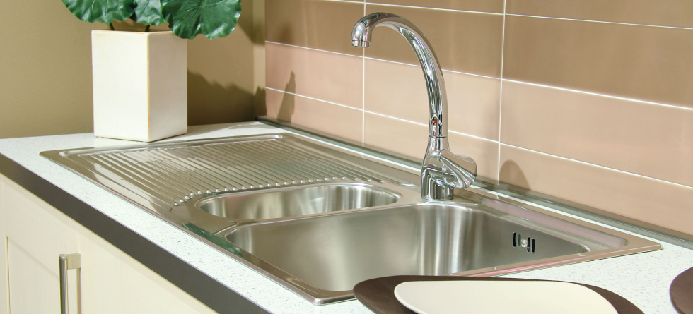 What is the most durable material for a kitchen sink? - Quality Granite ...